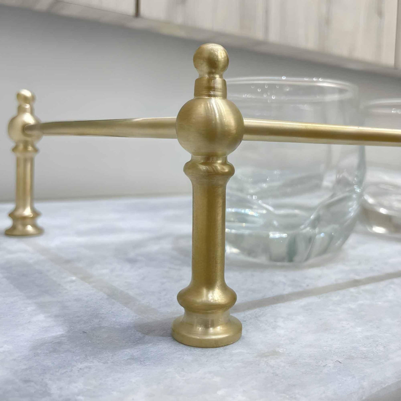 Victorian Brass Gallery Rail - Brushed Brass – Stylentdecor